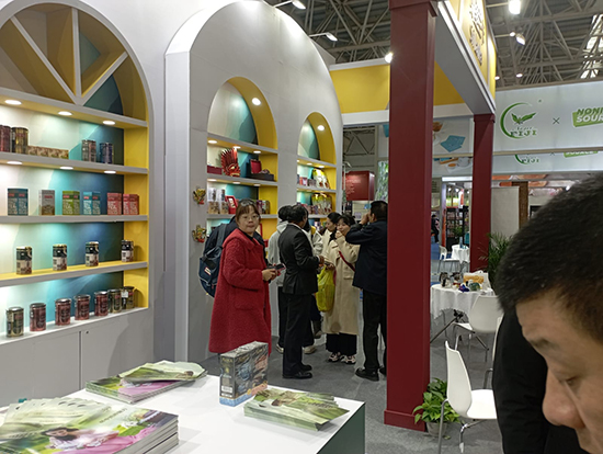 Ceylon Tea promotions at the China Tea Fair in Fuzhou, Fujian Province ...
